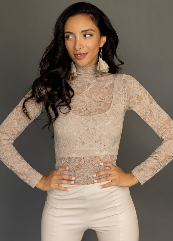 Iris Top in Light Taupe - Joyfolie