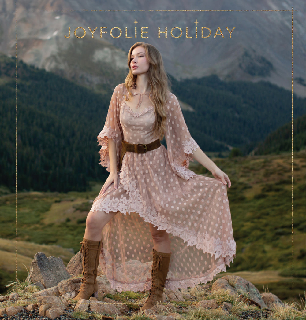 Elevate Your Style With Boutique Clothing From Joyfolie.
