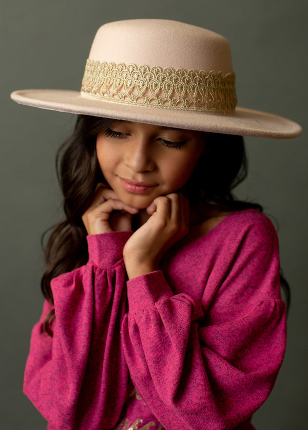 Hallie Hat in Shell - Joyfolie