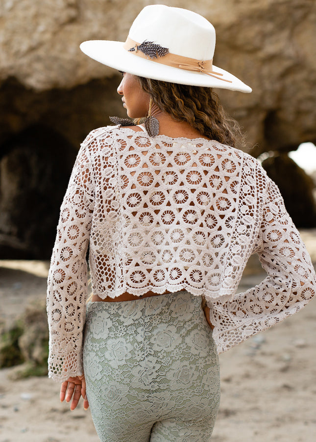 Iyla Top in Cool Taupe - Joyfolie